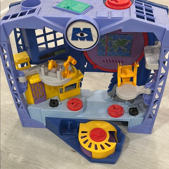 Pixar | Toys | Monsters Inc Pixar Playset With Blue And Yellow Features ...
